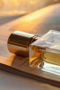 Ambrettolide: The macrocyclic musk that revolutionized modern perfumery ...